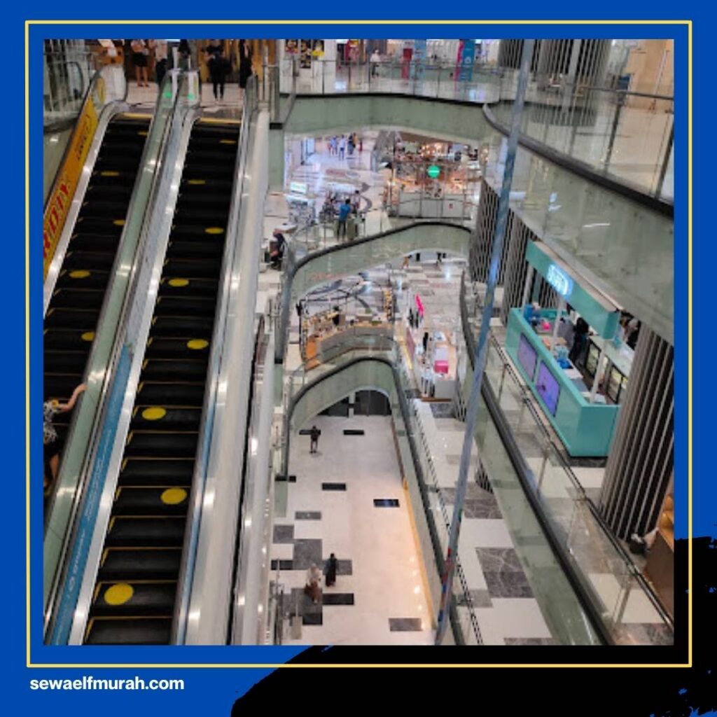 Mall Pet Friendly di Jakarta, Bebas Membawa Anabul! - sewa mobil elf murah